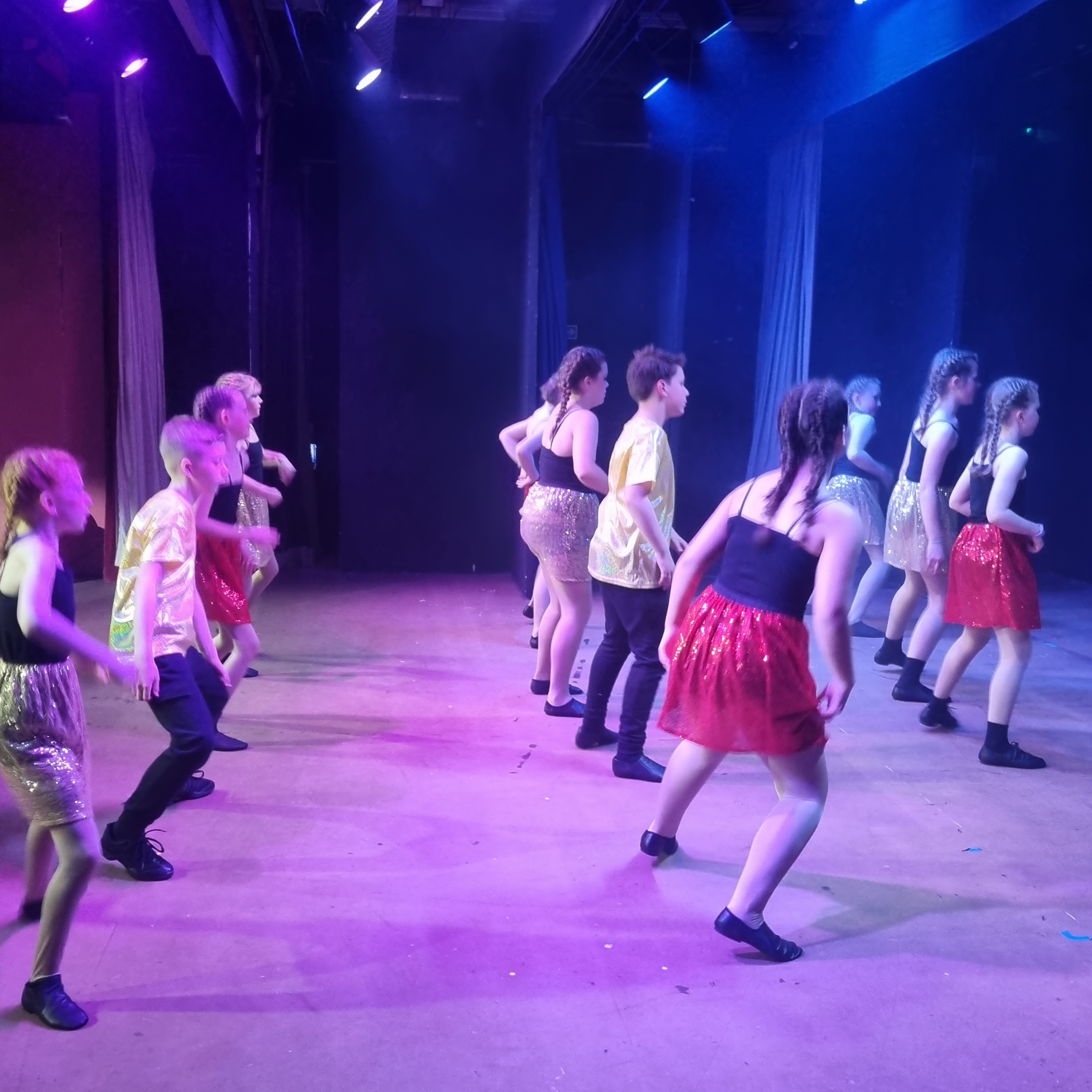 Gallery – SHOWTIME DANCE ACADEMY